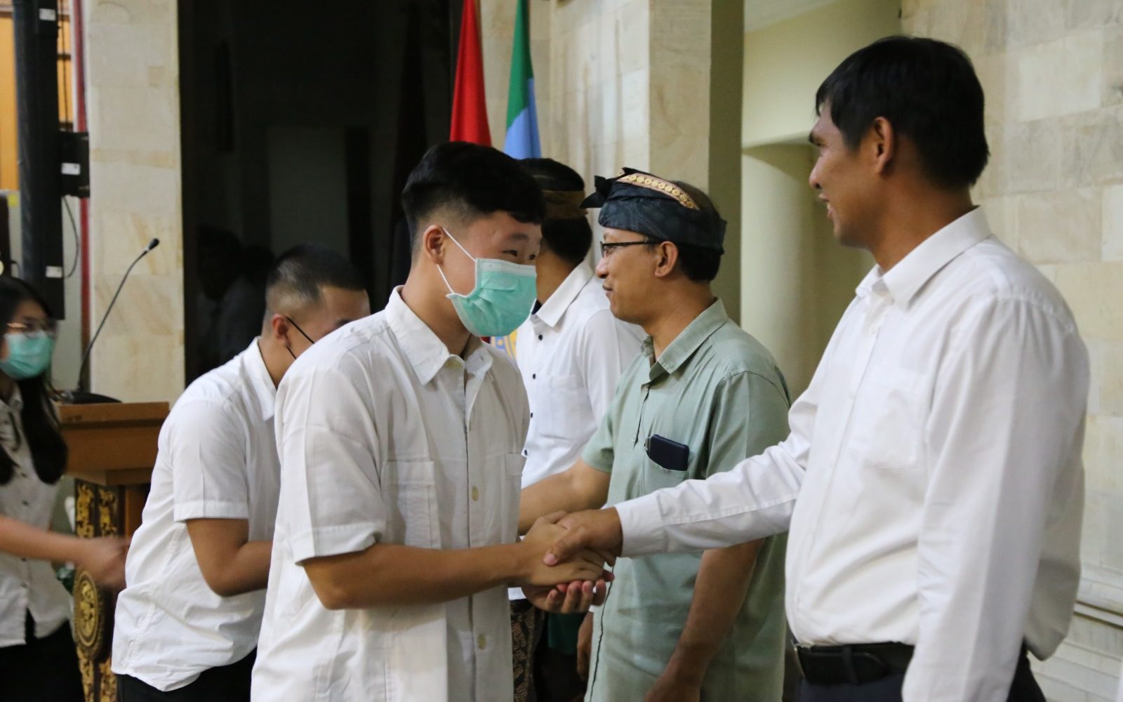 Prodi Sarjana Kedokteran FK Unud Gelar Yudisium Tembok Tinggi Mahasiswa ...
